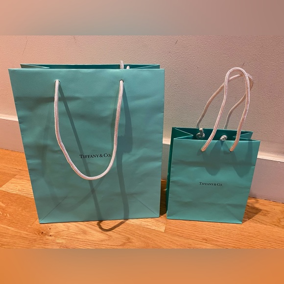Tiffany & Co. | Bags | New Tiffany Set Of 2 Signature Shopping Bags ...